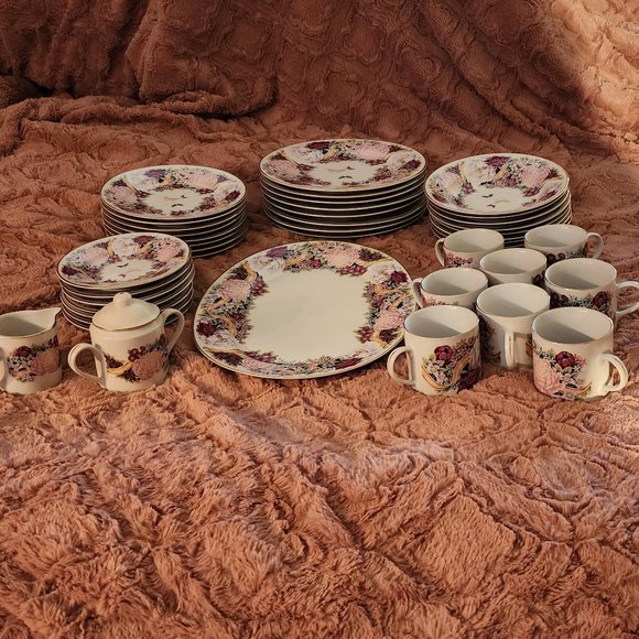 Dining | 44 Pcs Tienshan Fine China 18k Gold Poney And Butterfly ...